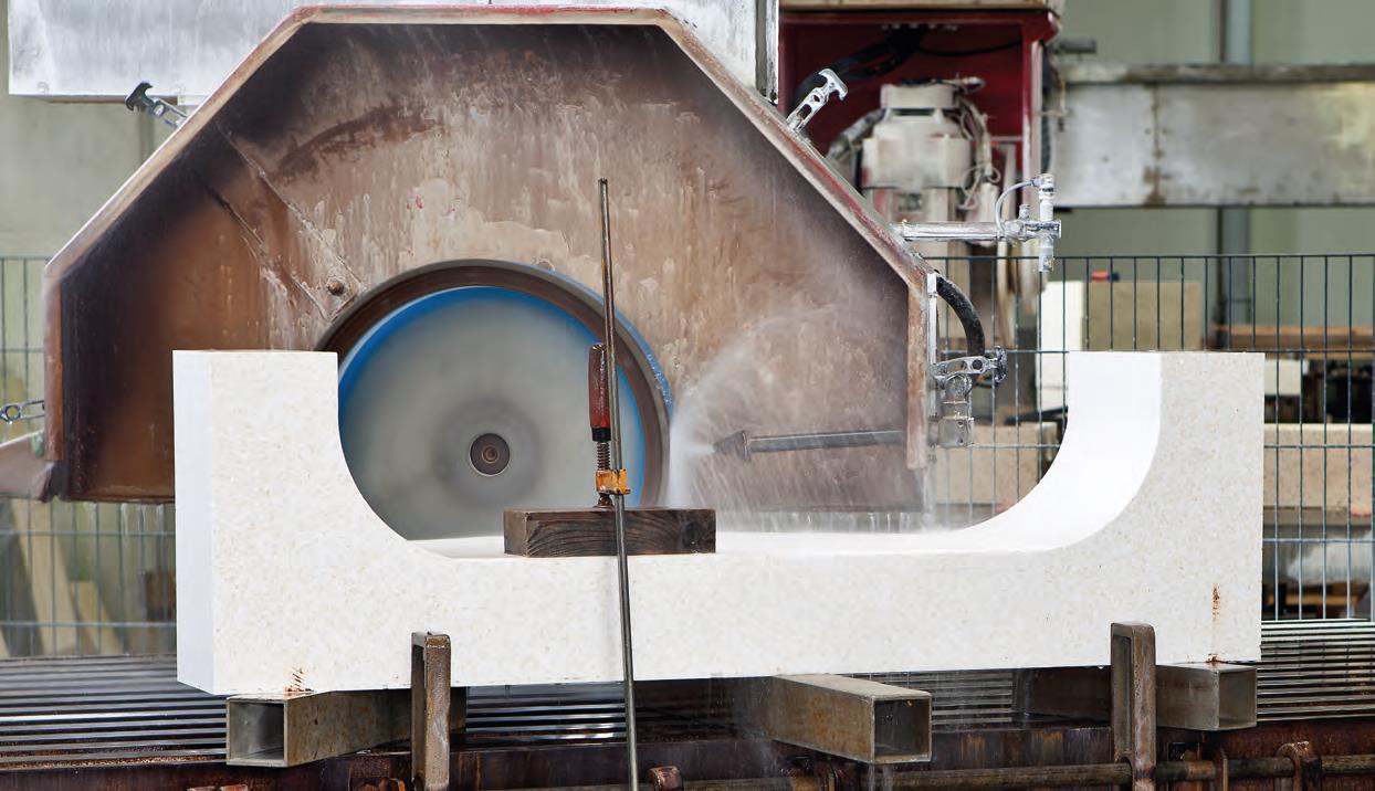 Complete Forehearth Solutions | RHI Magnesita